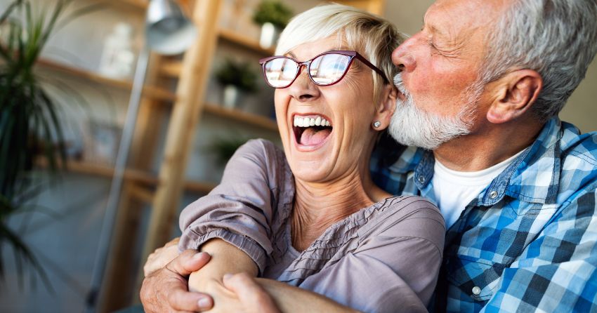 Do Women Age Differently Than Men? Research Looks at Key Differences i ...